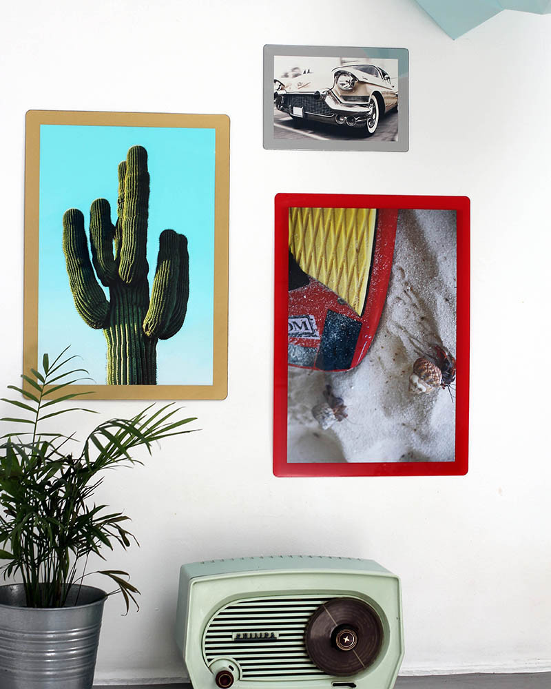 3 picture frames 20x30 cm A4 - no holes no stains
